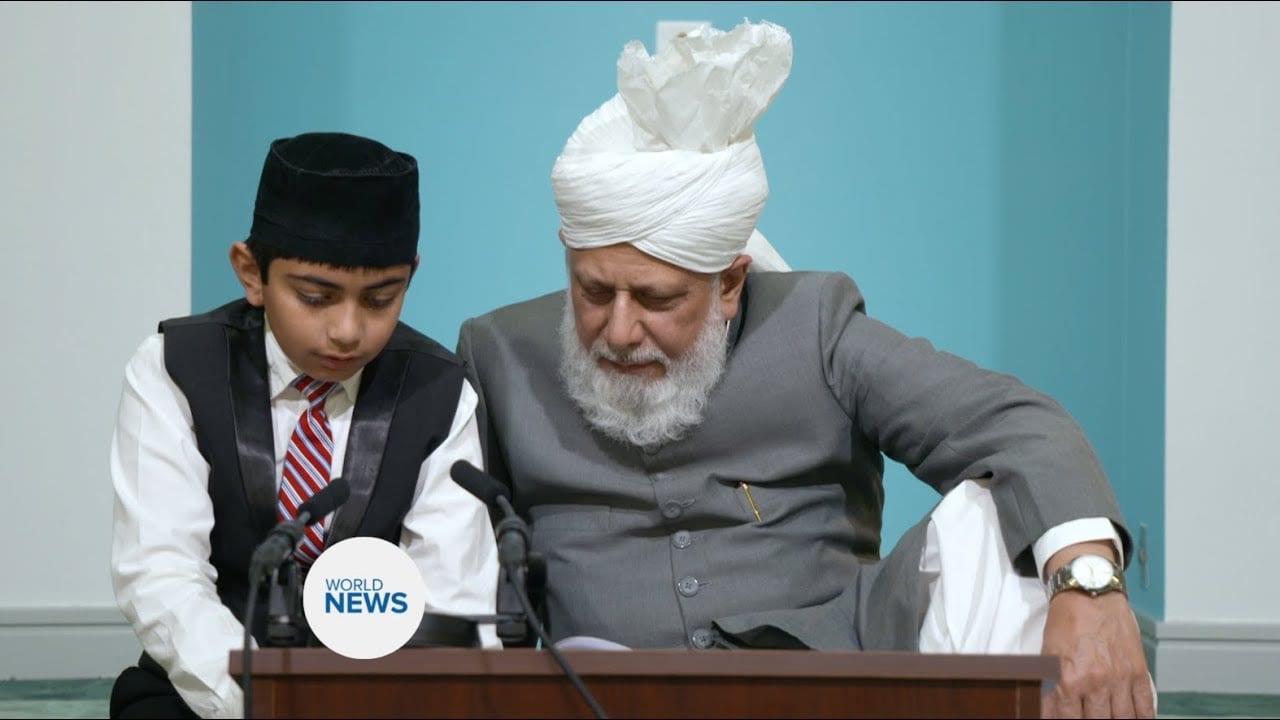 Khalifa hosts Aameen ceremonies across America