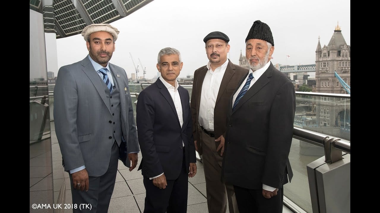London Mayor attends charity reception at City Hall